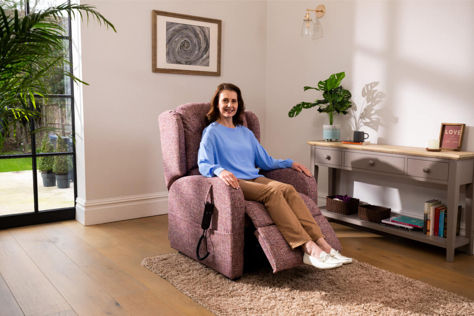 Riser Recliner Chairs & Electric Lift Chairs | Mobility Chairs
